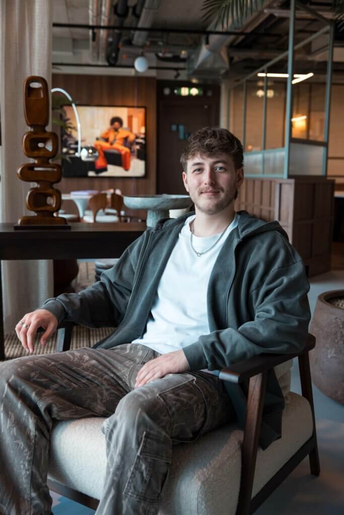 Jeremy Frieser - Entertainment creator met miljoenen views - Scooperz